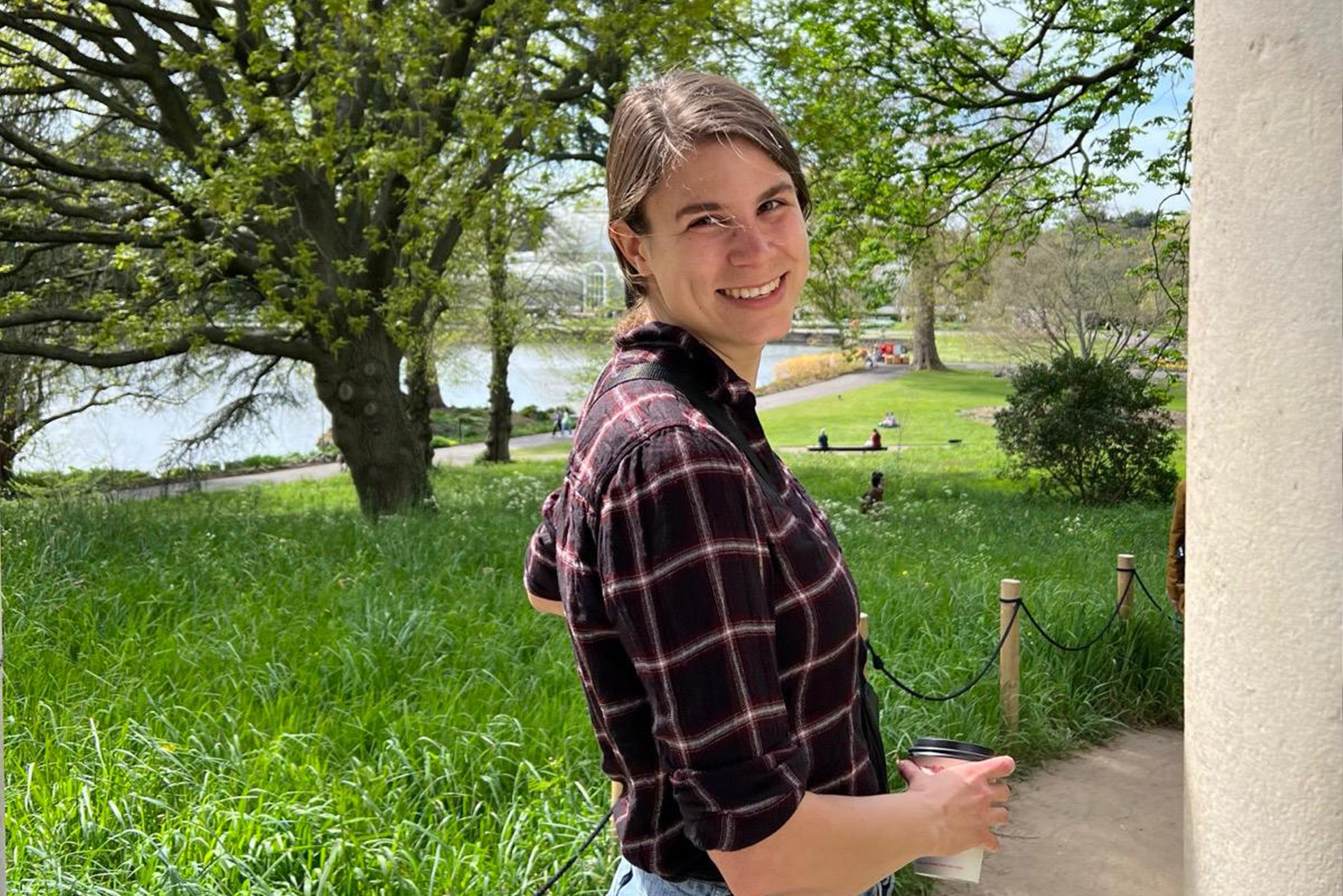 Sara Sneck – sivuvalo platform